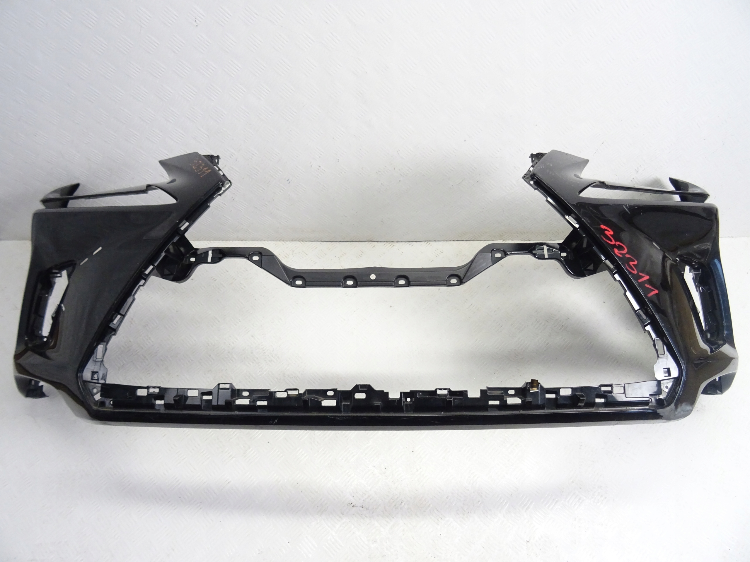Lexus NX 300H LIFT F SPORT Front bumper – UK SPARES